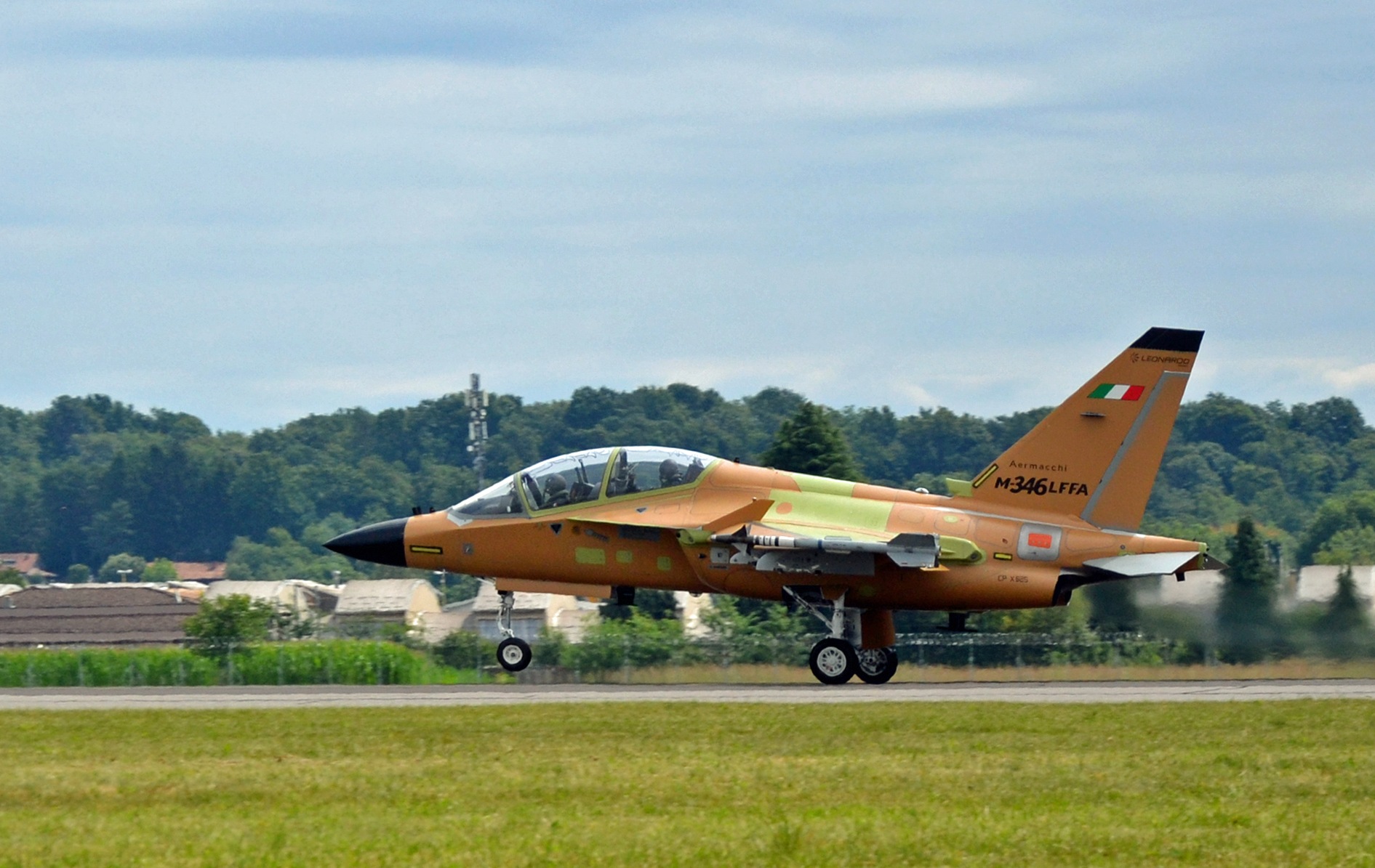 Leonardo: primo volo per l’M-346 Fighter Attack ottimizzato col radar ... Leonardo: primo volo per l’M-346 Fighter Attack ottimizzato col radar ...
